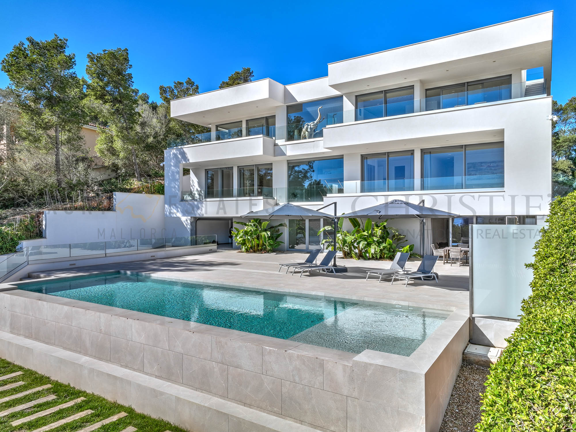 Modern newly built villa in Palmanova with views over the bay of Portals