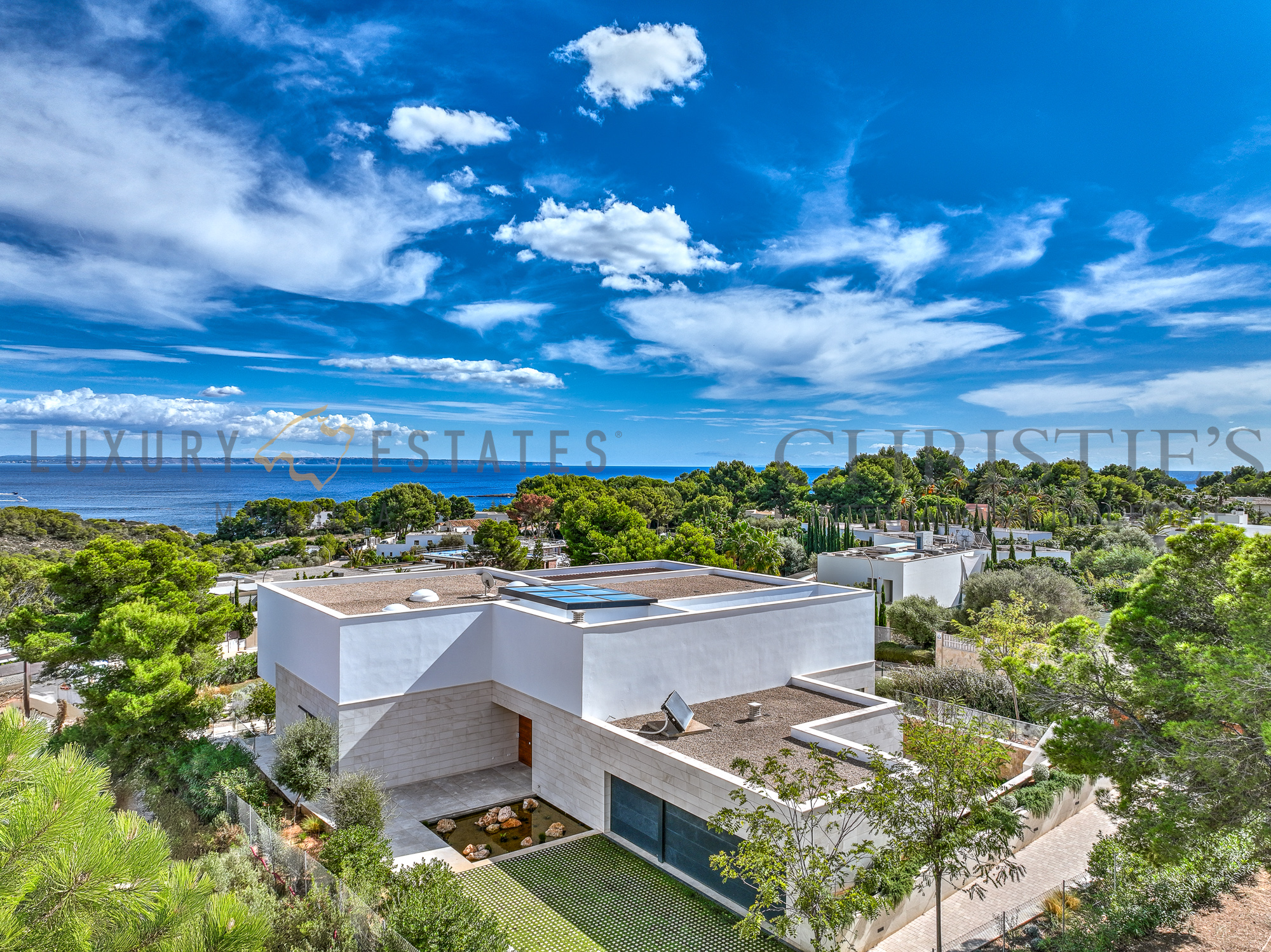 Large modern newly built villa in Sol de Mallorca with sea views and ...